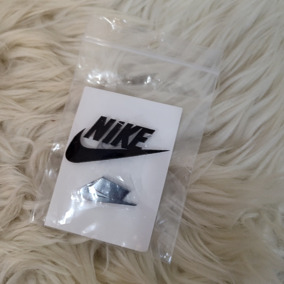 Nike | Accessories | Rare Nike Swoosh Logo Silver Metal Pins Hat Lapel ...